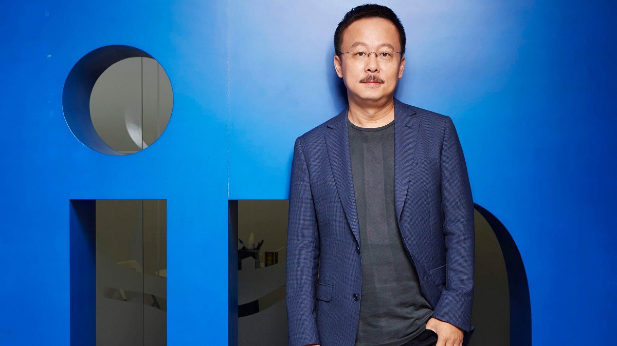 The Complicated Expansion of LinkedIn Into China